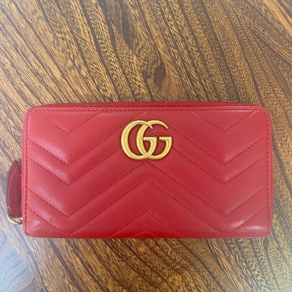 Gucci | Bags | Gucci Red Gg Marmont Zip Around Matelasse Leather Wallet ...